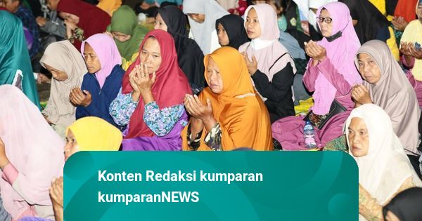 Kiai Muda Nganjuk Doakan Rakyat Indonesia dan Deklarasi Dukung Ganjar | kumparan.com
